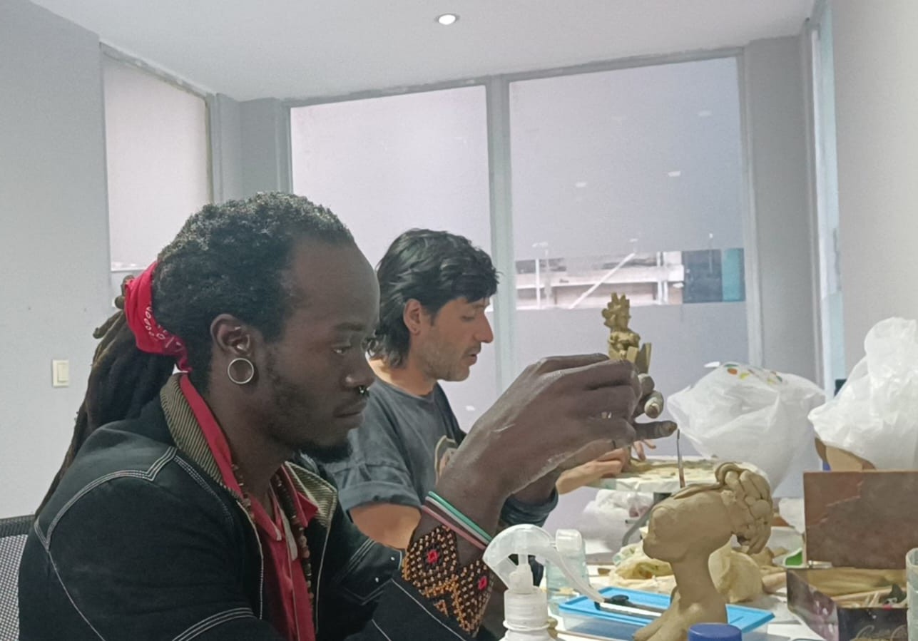 Sergio García e Mac Verkron fundem mitologias de Angola e México em ...